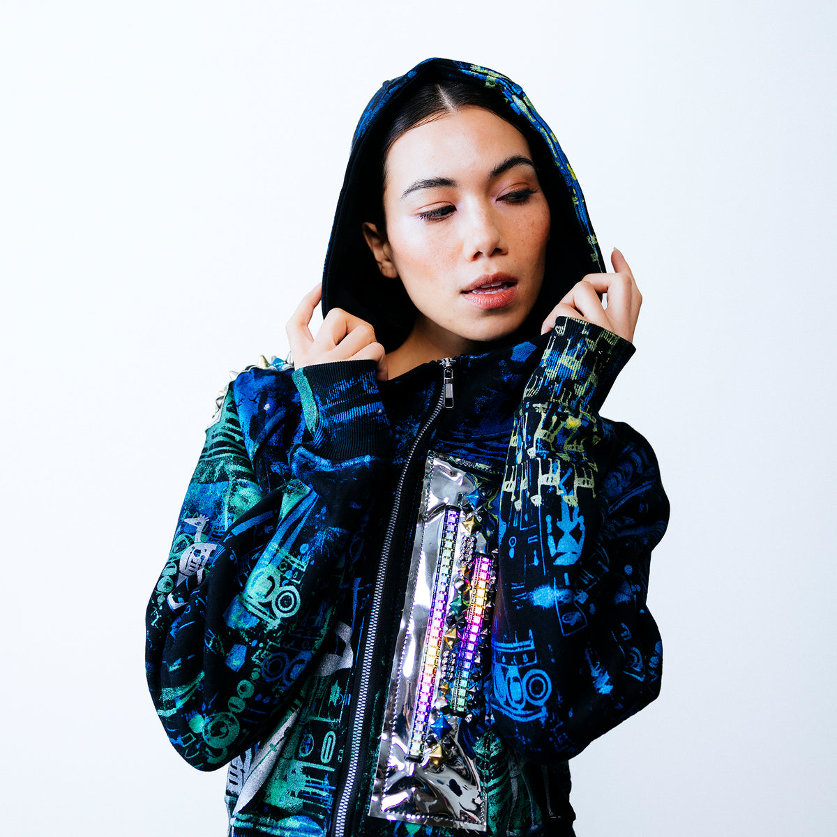 Alien Graffiti LED Cropped Hoodie - Black – Tinsel Arcade